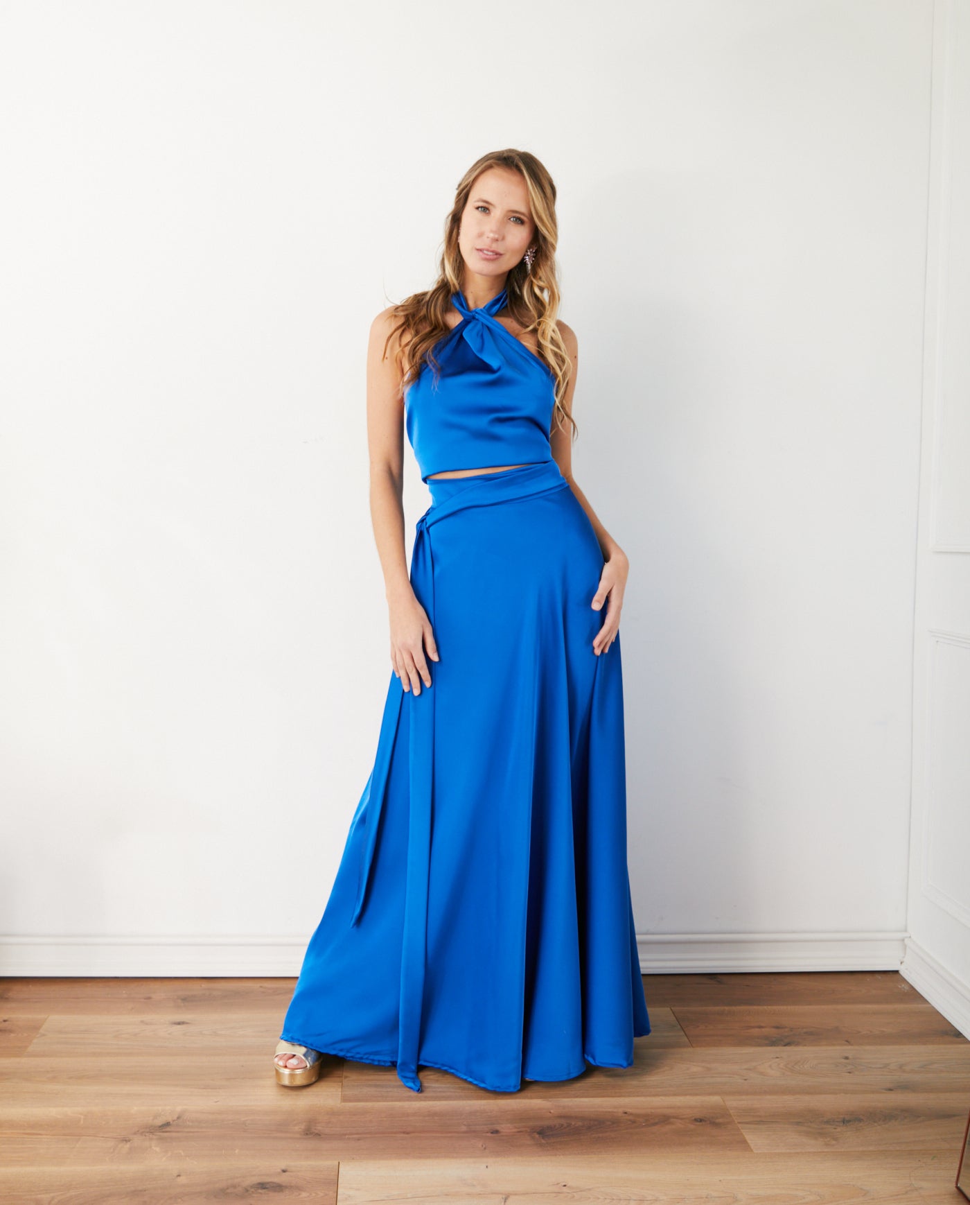 Conjunto Lucia Seda Azul Royal – MI PLACARD